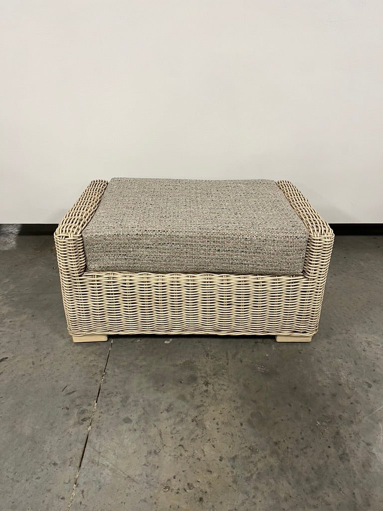 Burford Foot Stool in Blush Tweed (Grade C) | EX DISPLAY | KENT ONLY D ...